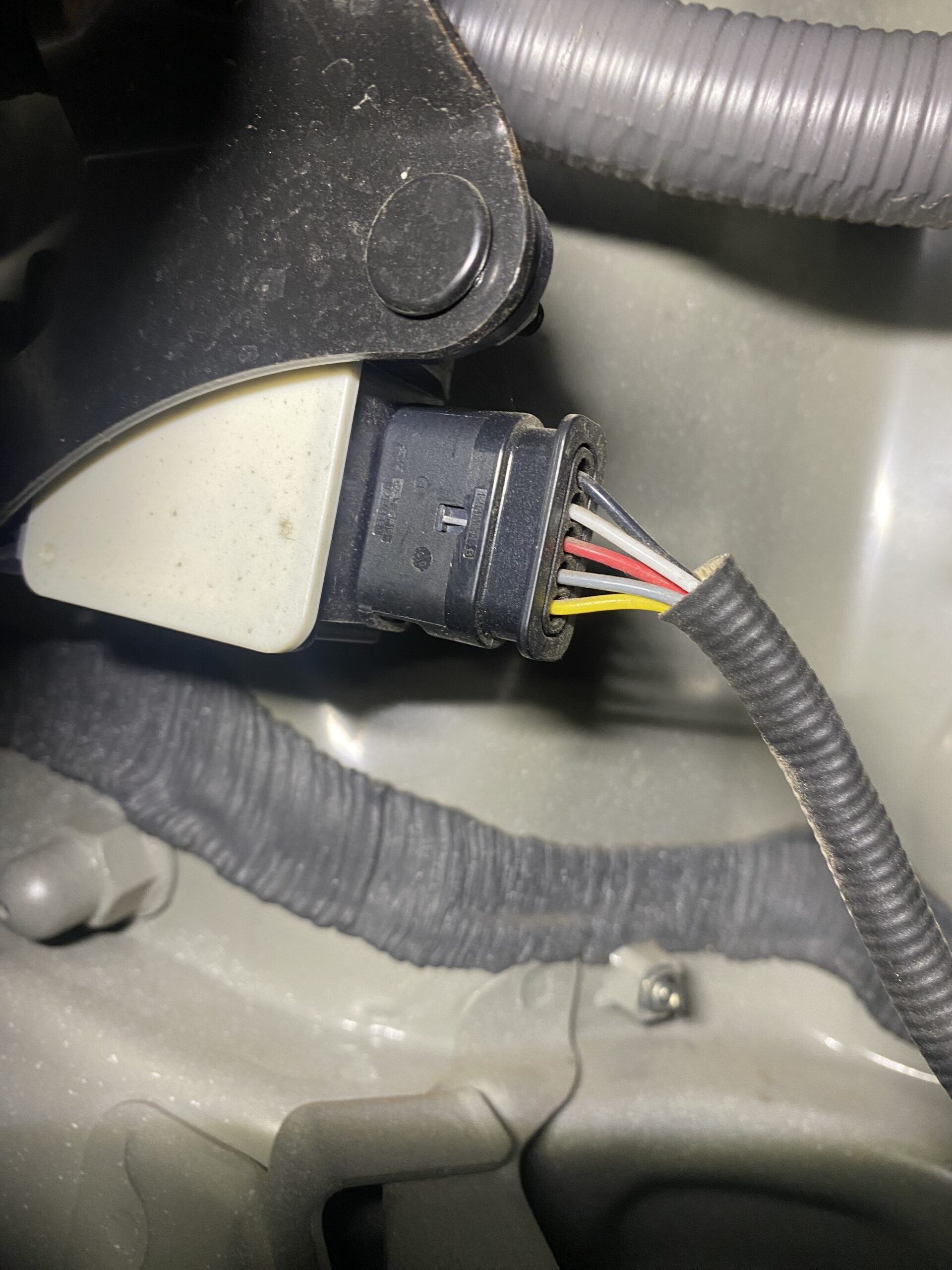 TOYOTA Hilux 2.4 D 4WD del 2021 – DTC P24C6-01 Temperatura sensore PM ...